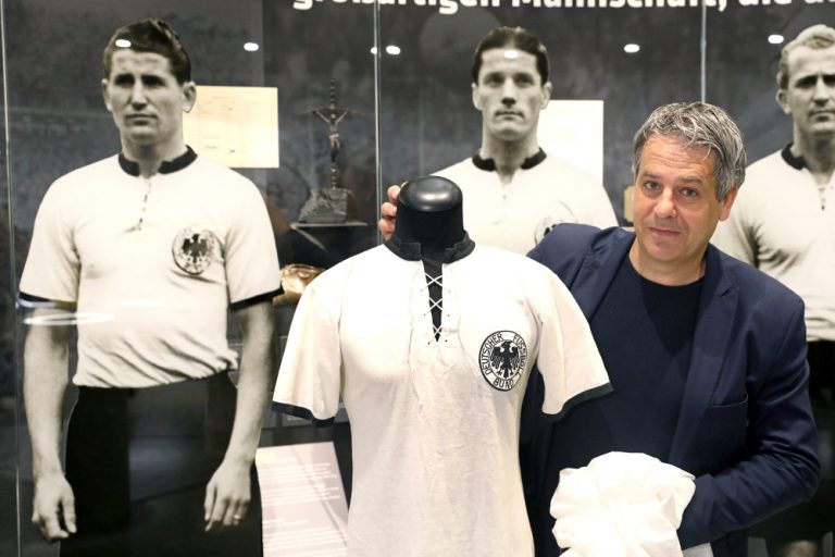 Deutsches Fußballmuseum zeigt internationale Ausstellung im Holocaust ...